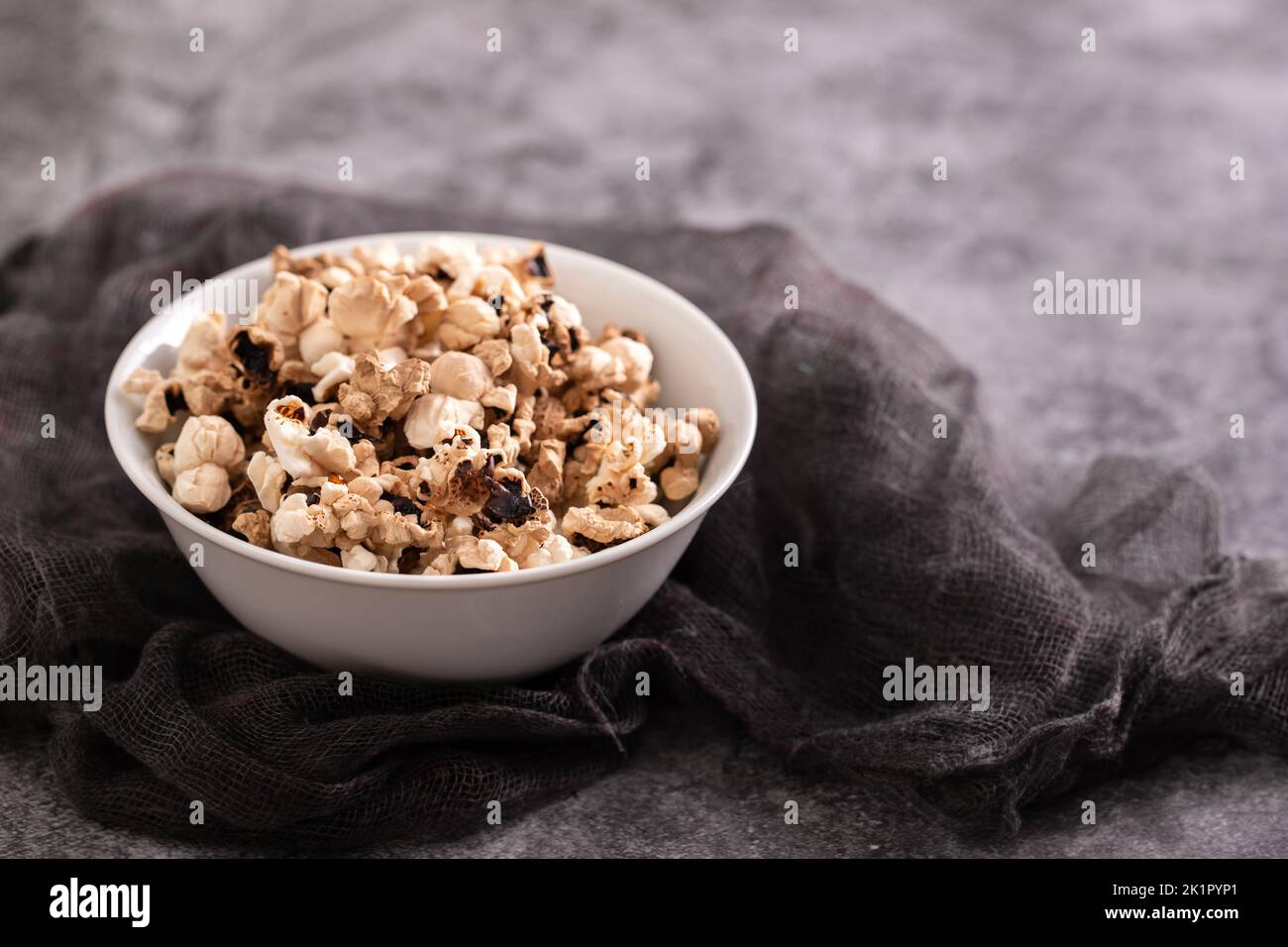 Burnt food in kitchen hi-res stock photography and images - Alamy