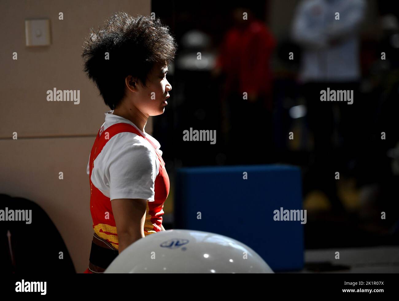 Beijing, China. 20th Sep, 2022. Hou Zhihui reacts after the women's ...