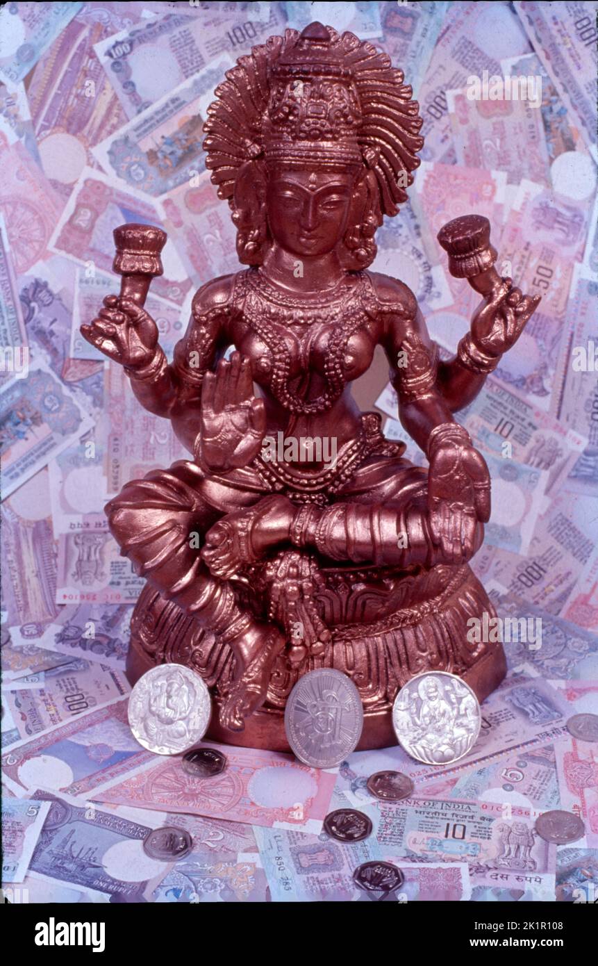 Goddess Laxmi On Indian Currency Bills Stock Photo - Alamy