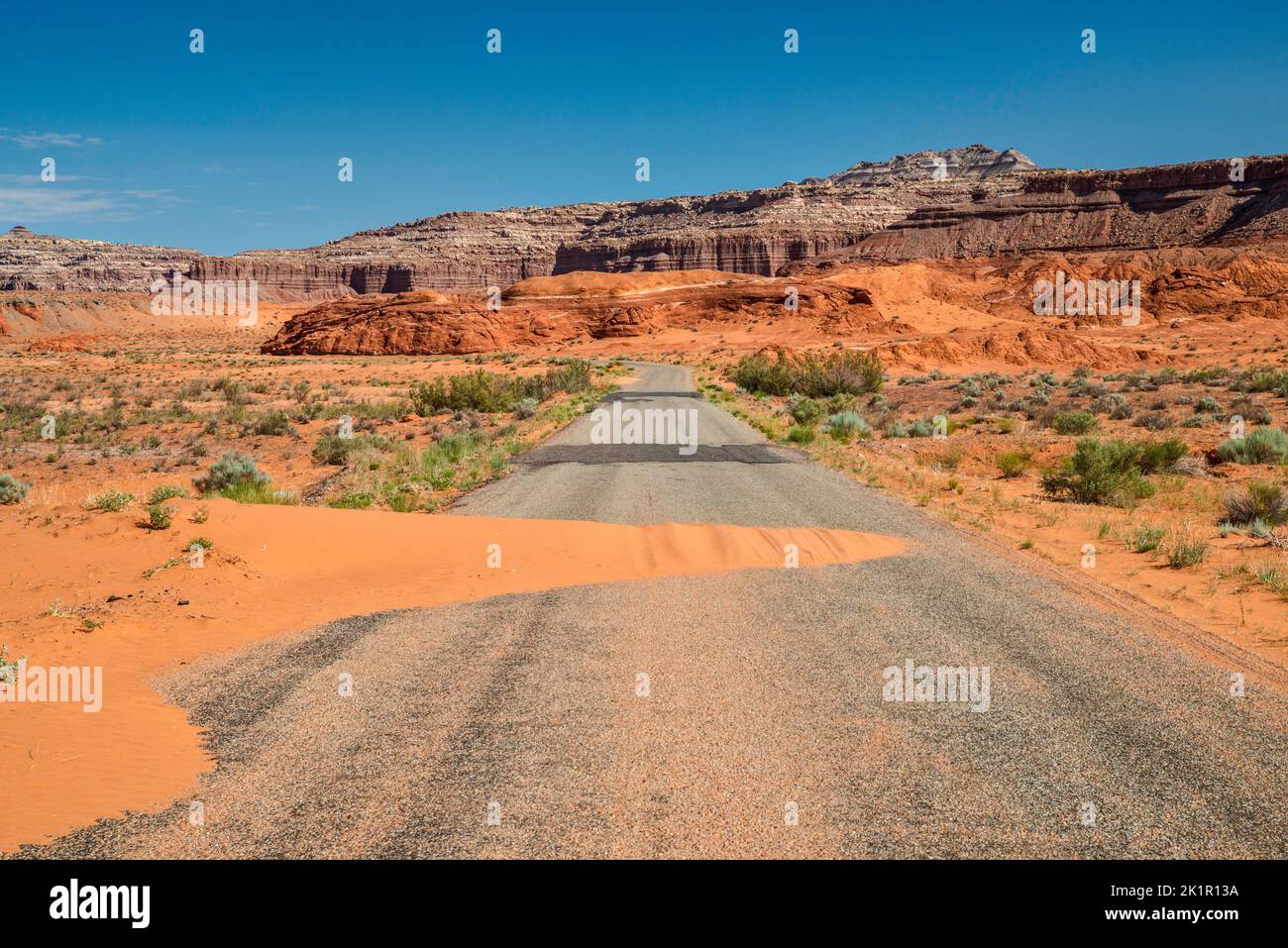 Usa alley vanishing point hi-res stock photography and images - Alamy