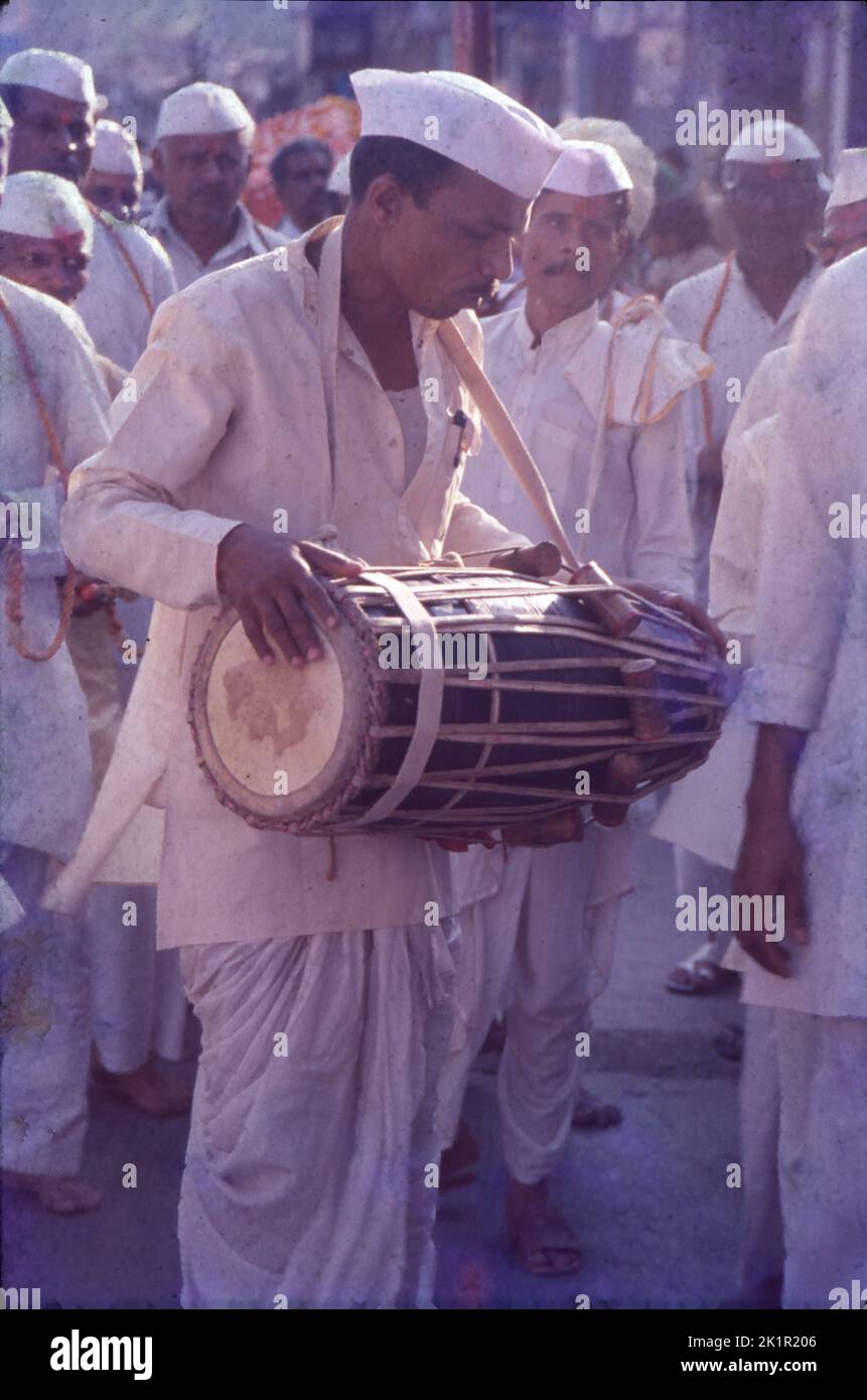 Wari dindi festival hi-res stock photography and images - Alamy