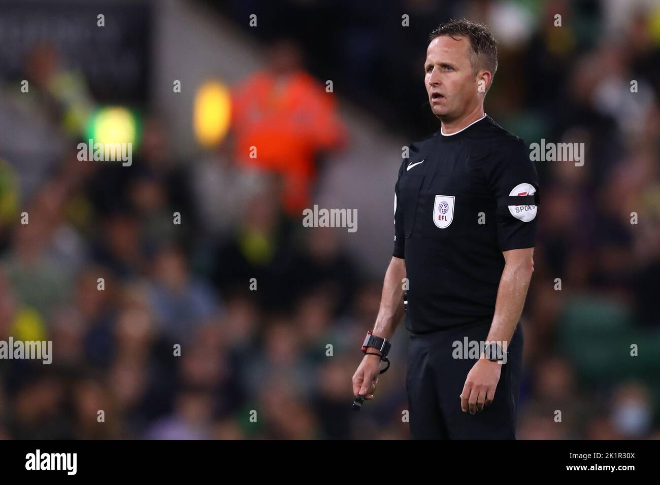 David webb football hi-res stock photography and images - Alamy