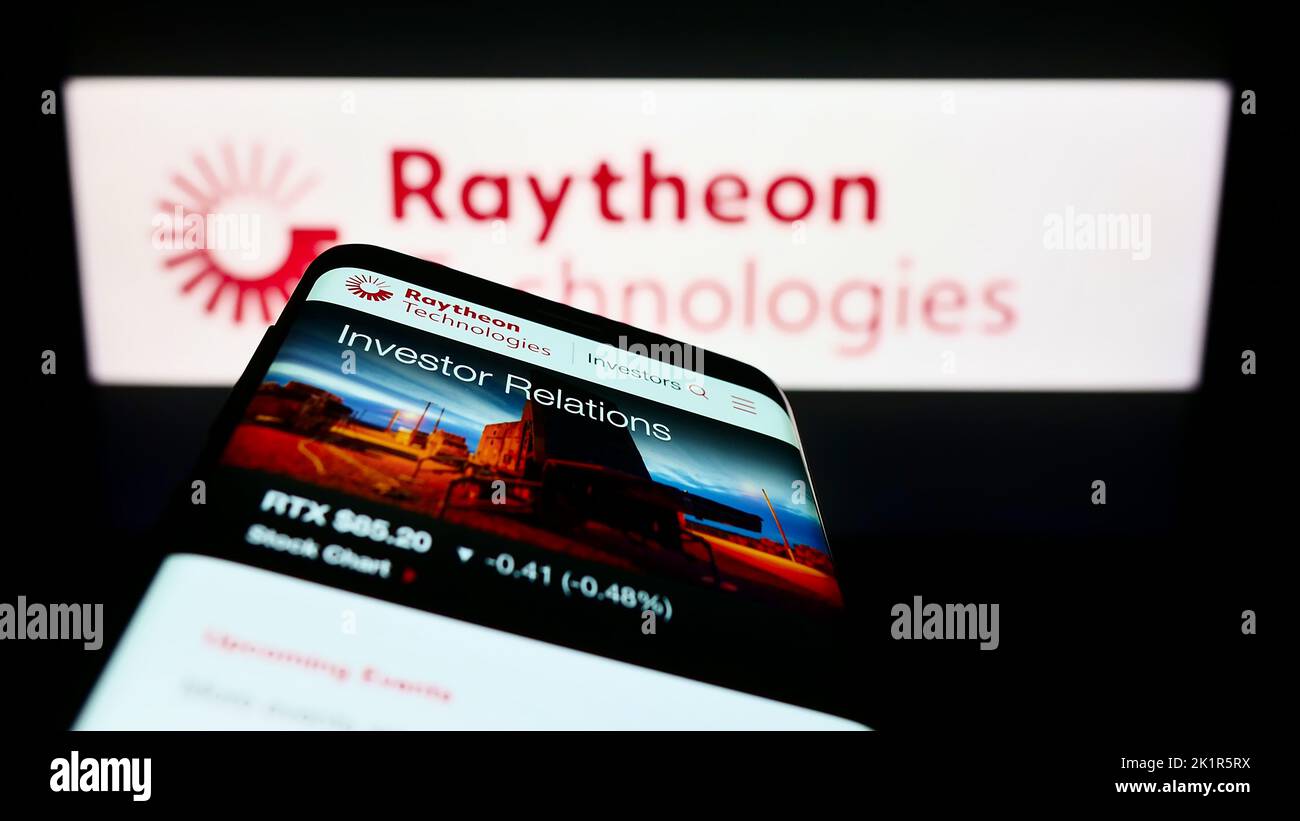 Mobile phone with webpage of American company Raytheon Technologies ...
