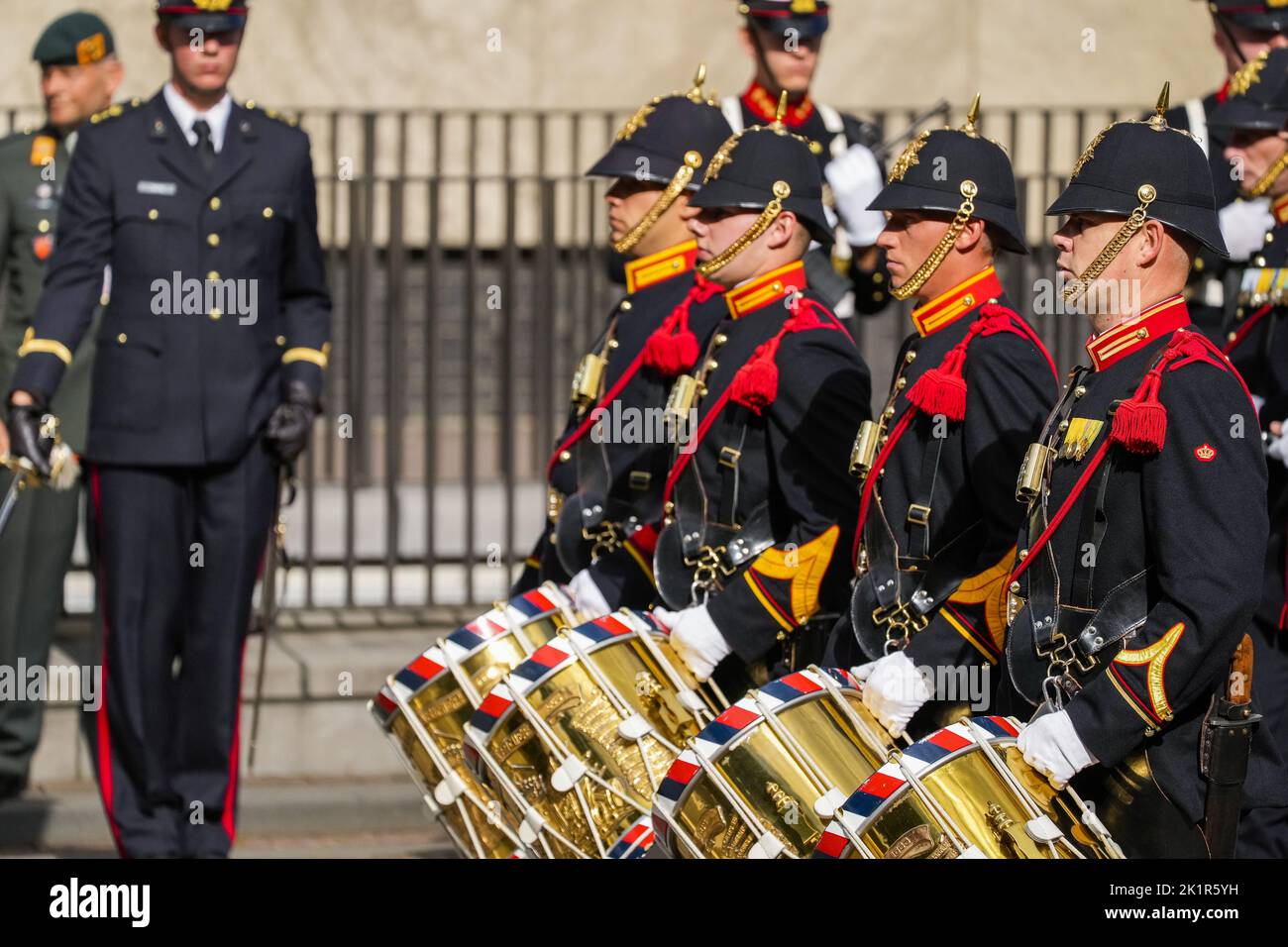 2022-09-20 12:16:56 THE HAGUE - The military guard of honor is set up ...