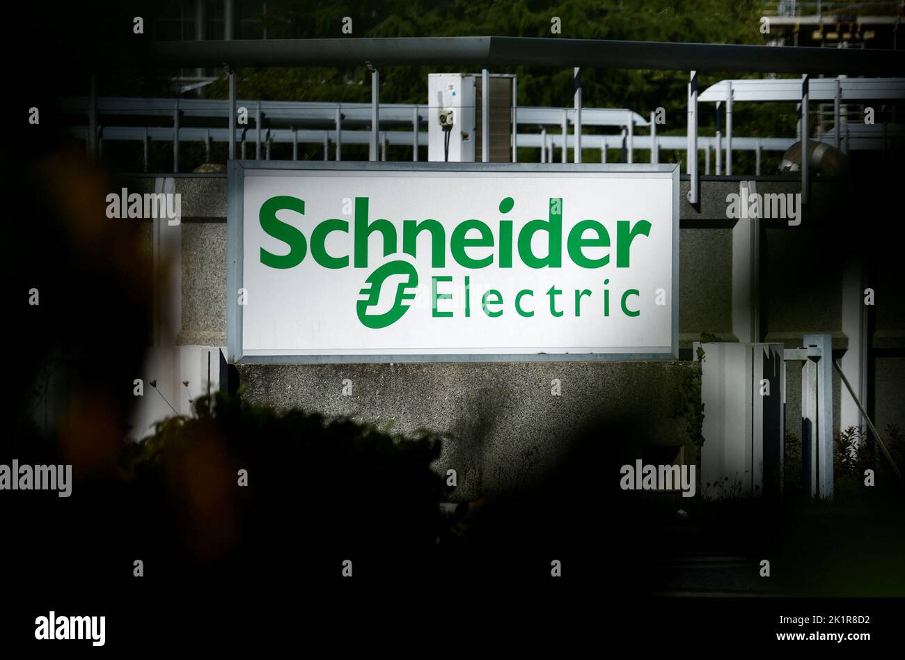 Schneider logo hi-res stock photography and images - Alamy