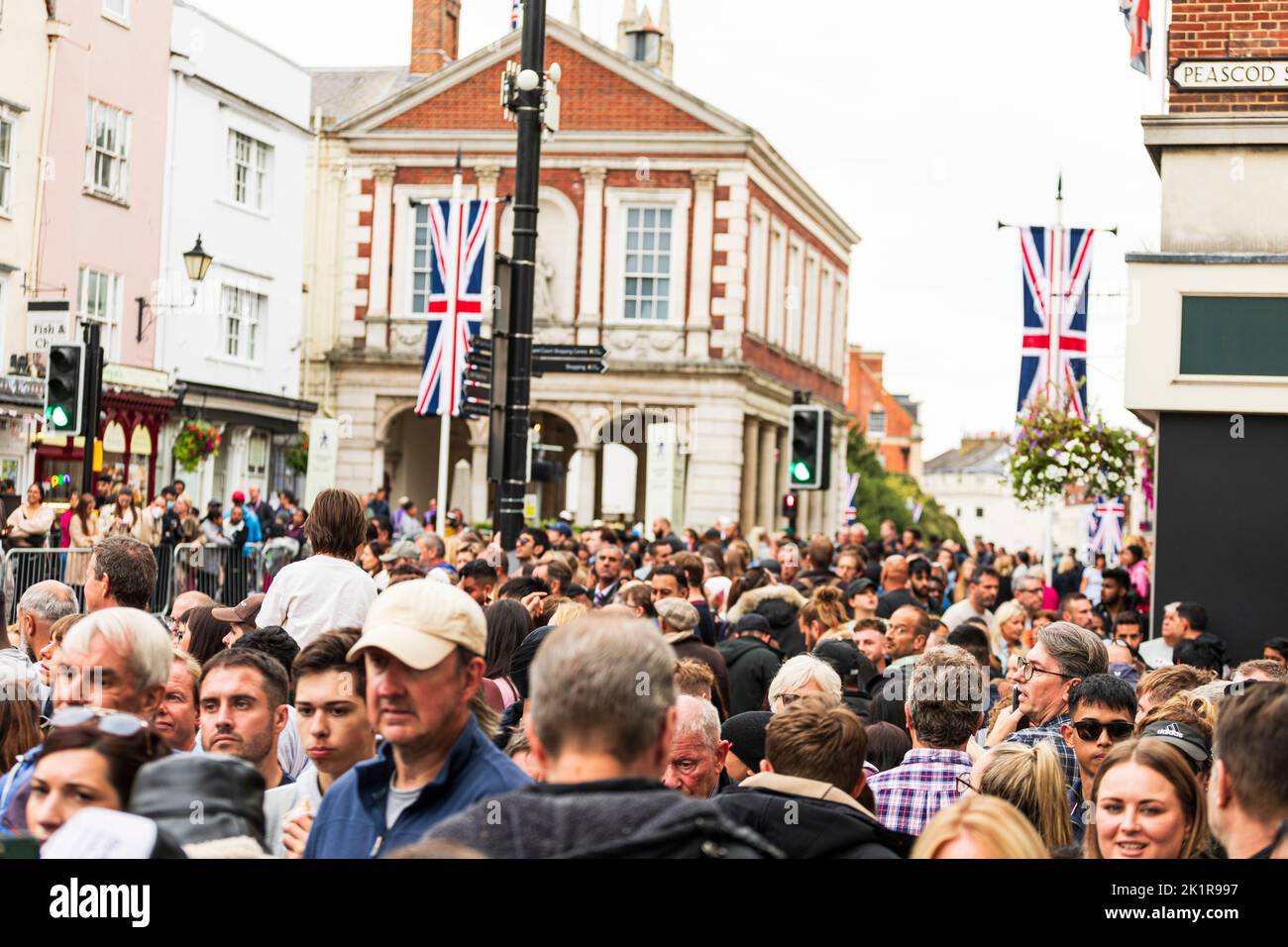 A crowd of people outside Windsor Castle for Queen Elizabeth II's ...