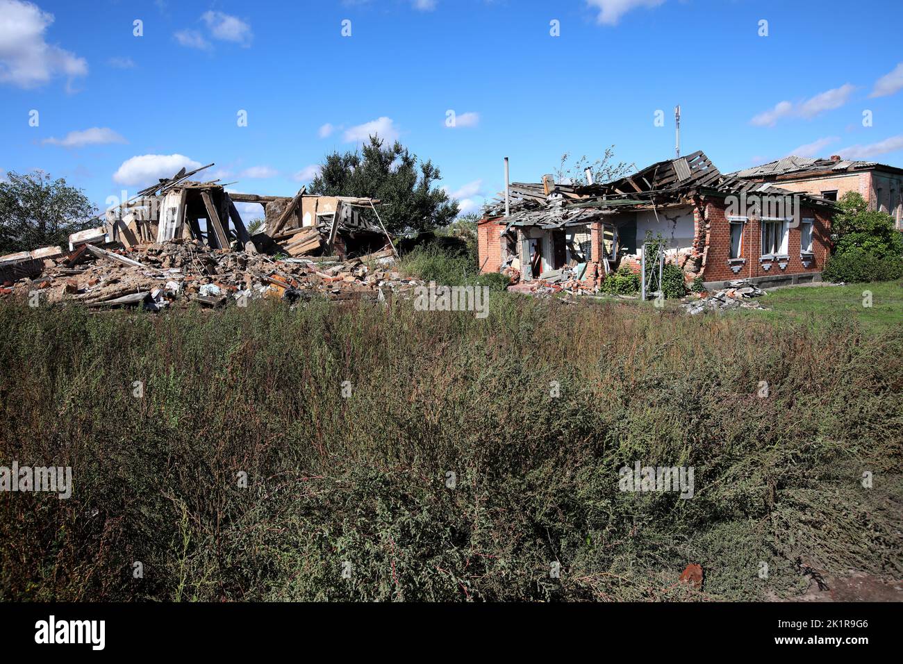 IZIUM, UKRAINE - SEPTEMBER 19, 2022 - Houses destroyed due to Russian ...