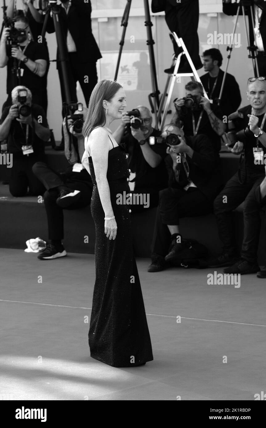 Smile 2022 film Black and White Stock Photos & Images - Alamy