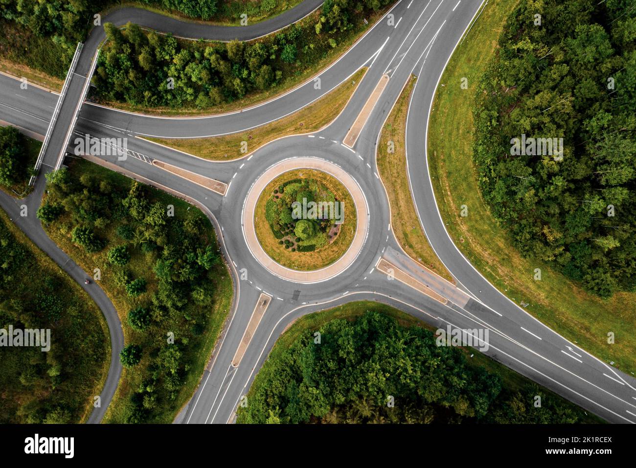 Aerial view empty roundabout hi-res stock photography and images - Alamy