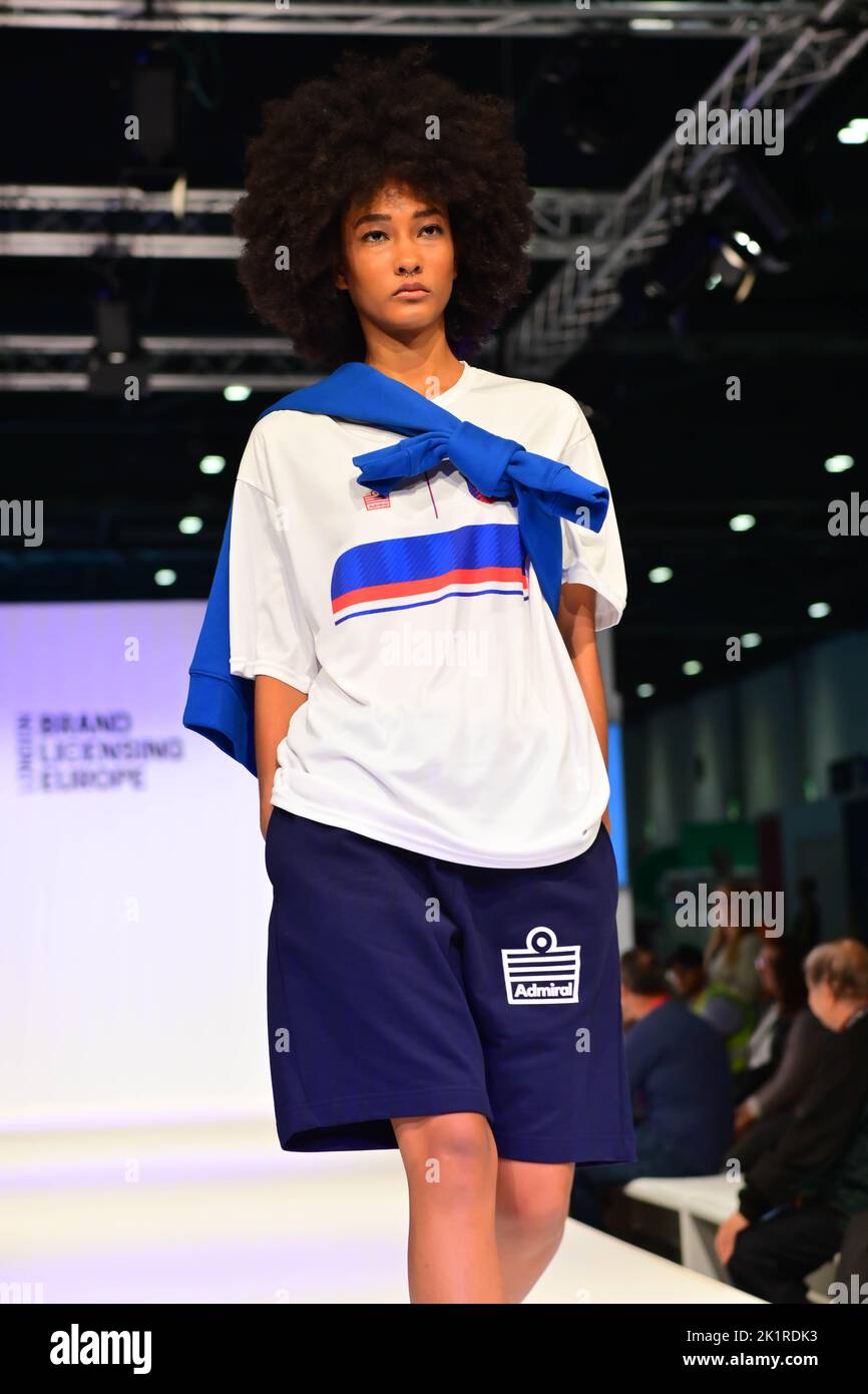 London, UK. 20th Sep, 2022. Kornit Digital catwalk show at Brand ...