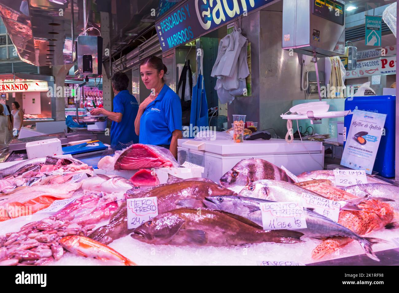 Fresh fish stall counter at Mercado Central, Central Market, in ...