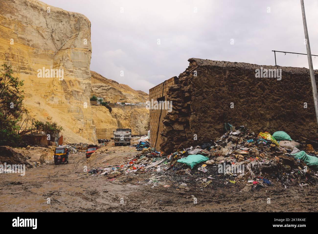 Rubbish collector egypt hi-res stock photography and images - Alamy