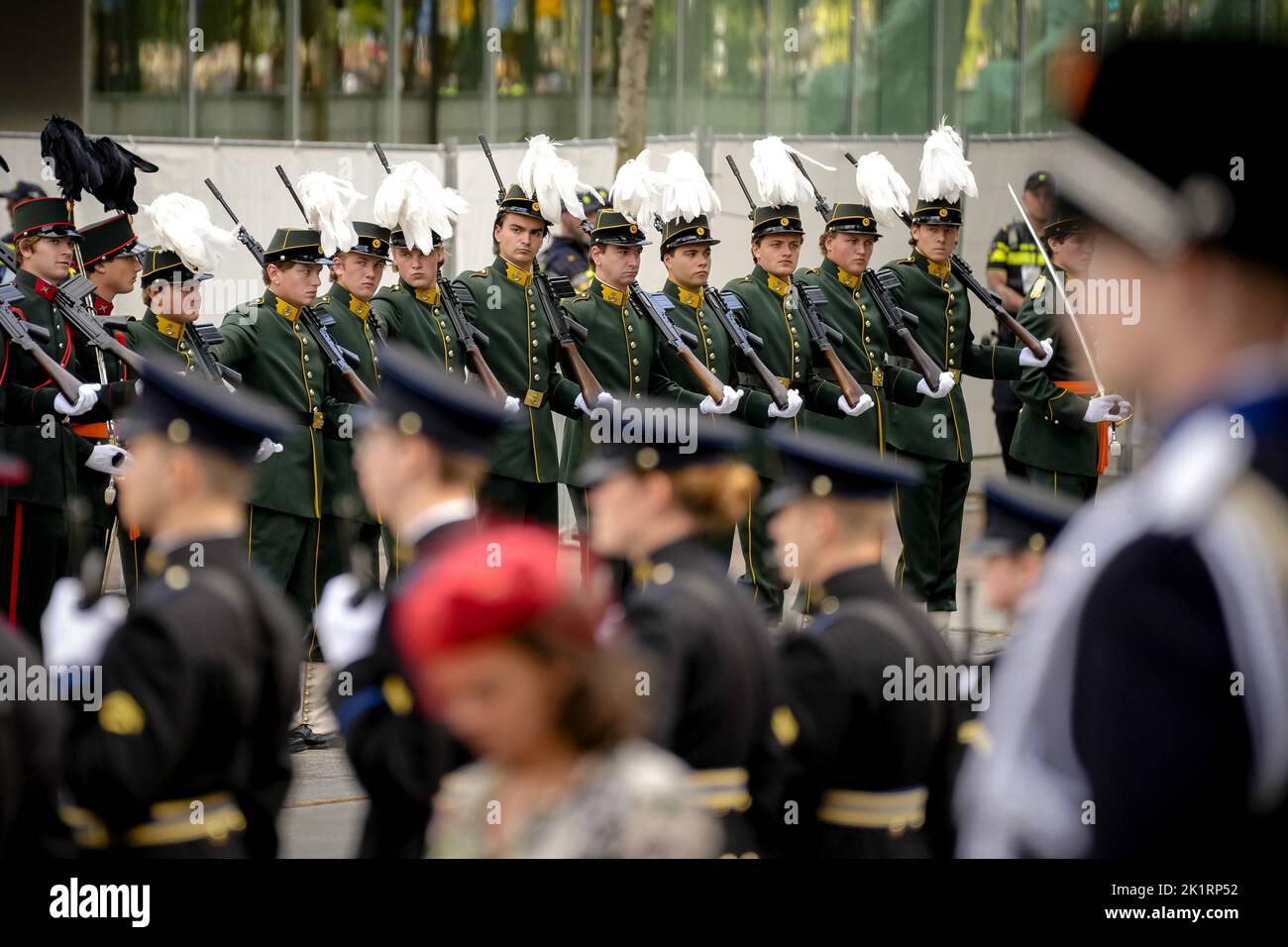 2022-09-20 12:14:00 THE HAGUE - The military guard of honor is set up ...