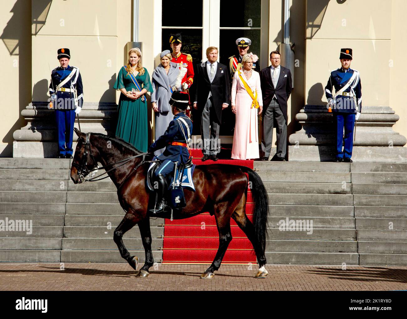 Prince willem alexander salute hi-res stock photography and images - Alamy
