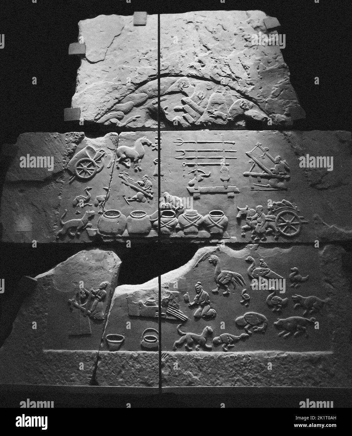 Pictorial stone with manor livelihood scene. Museum: Chengdu Museum ...