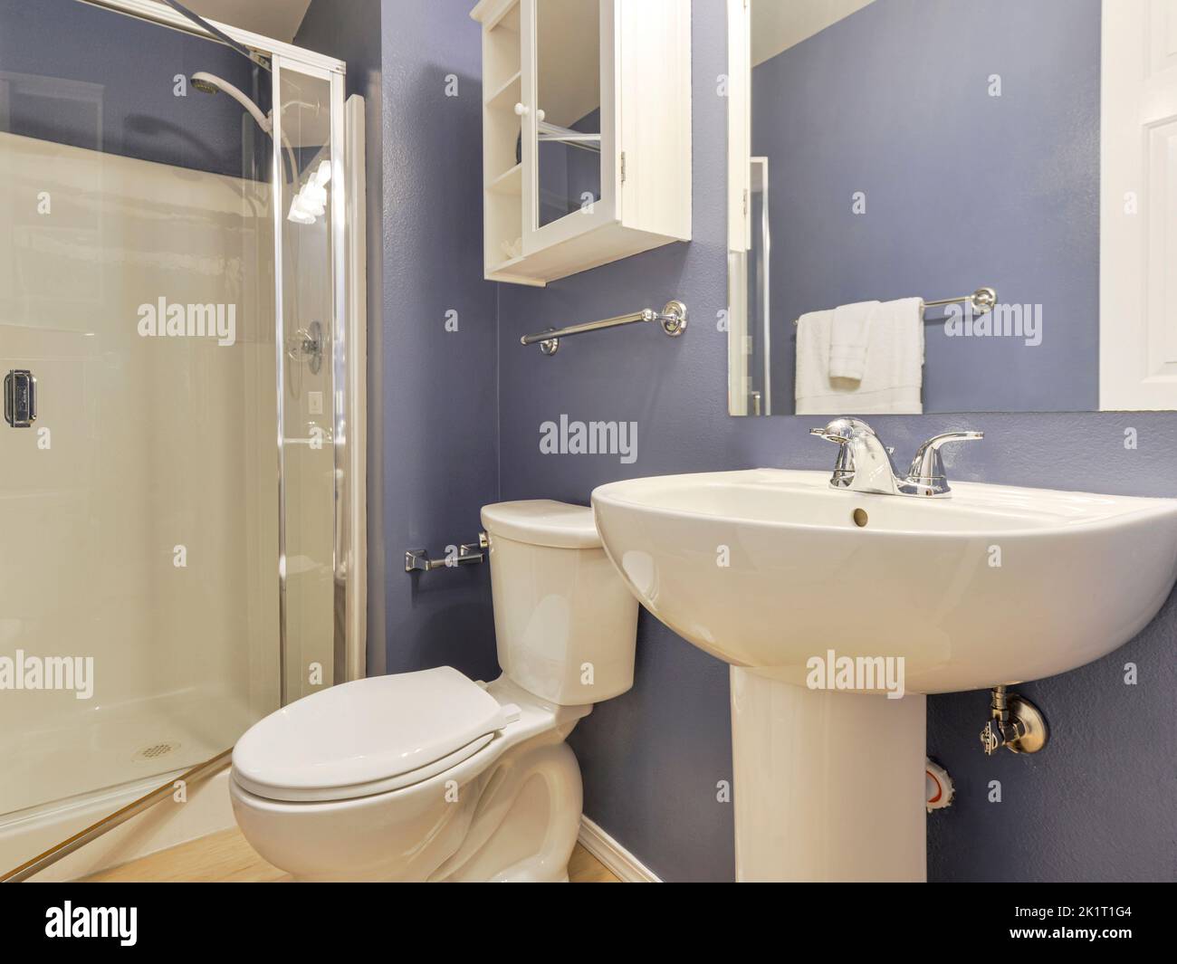 Modern residential bathroom interior Stock Photo - Alamy