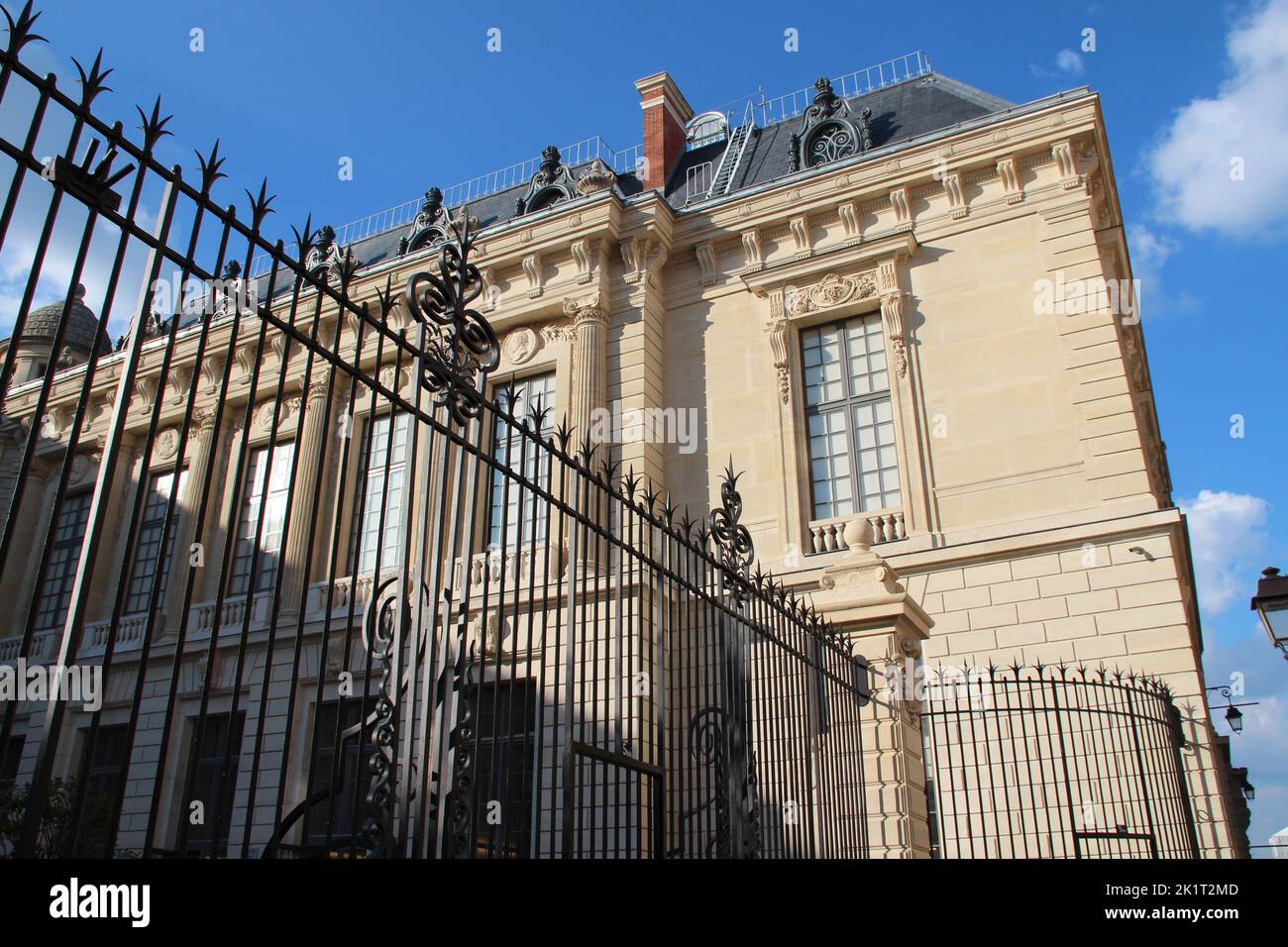 french national library (bnf richelieu) in paris in france Stock Photo ...