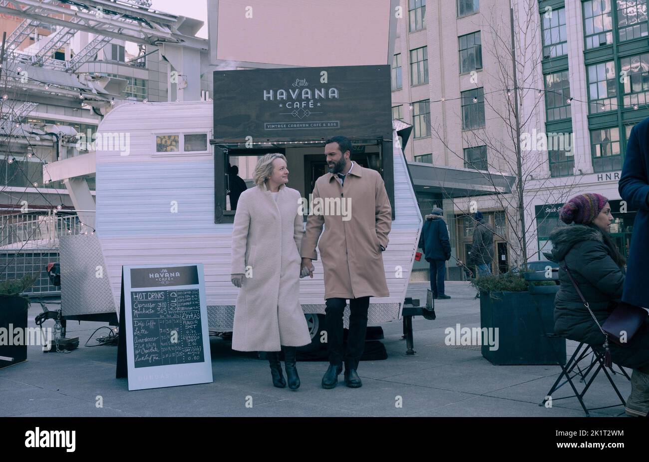 THE HANDMAID'S TALE, from left: Elisabeth Moss, O-T Fagbenle, Ballet ...