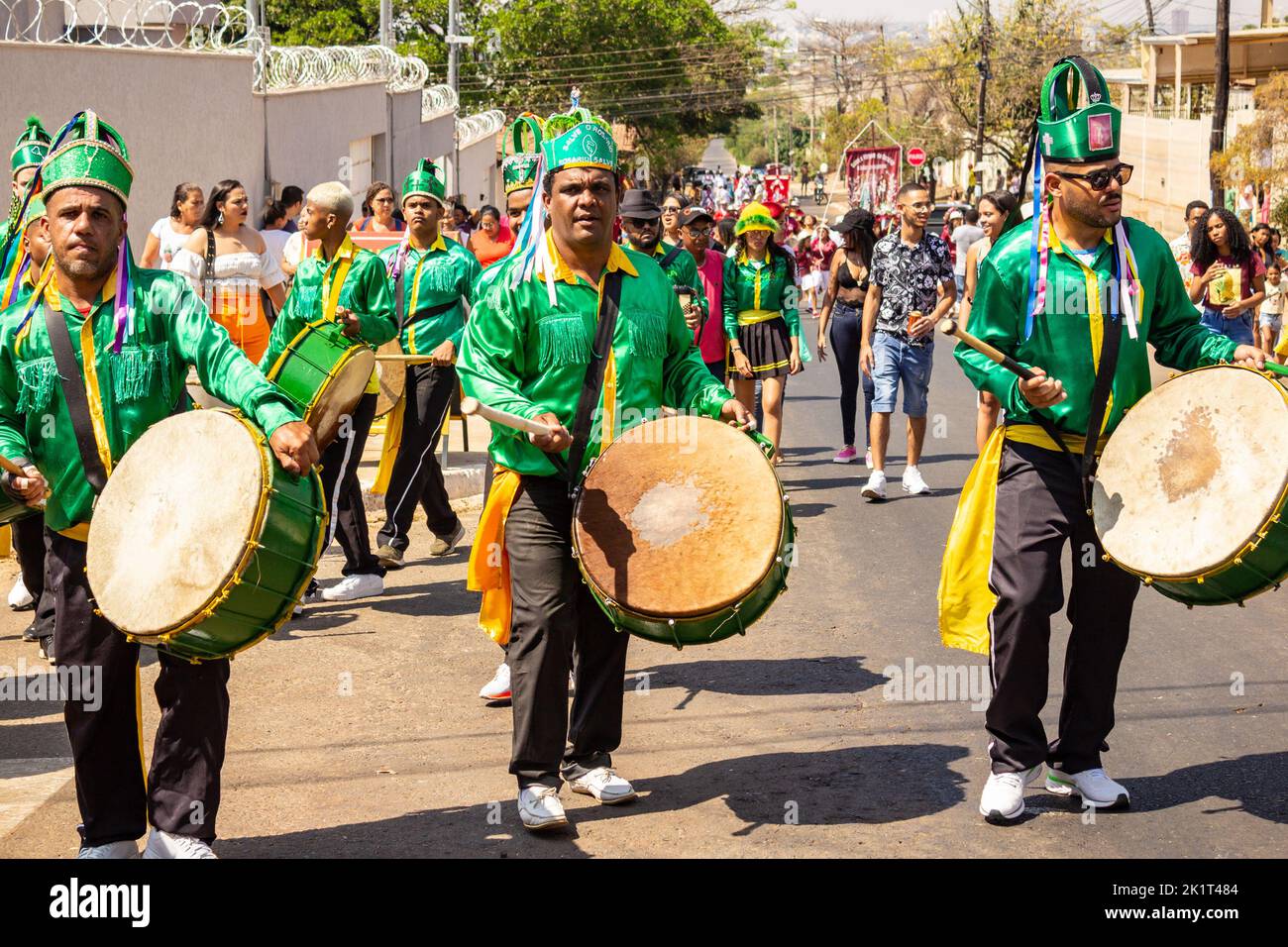 Goiânia, Goias, Brazil – September 11, 2022: Revelers in green clothes ...