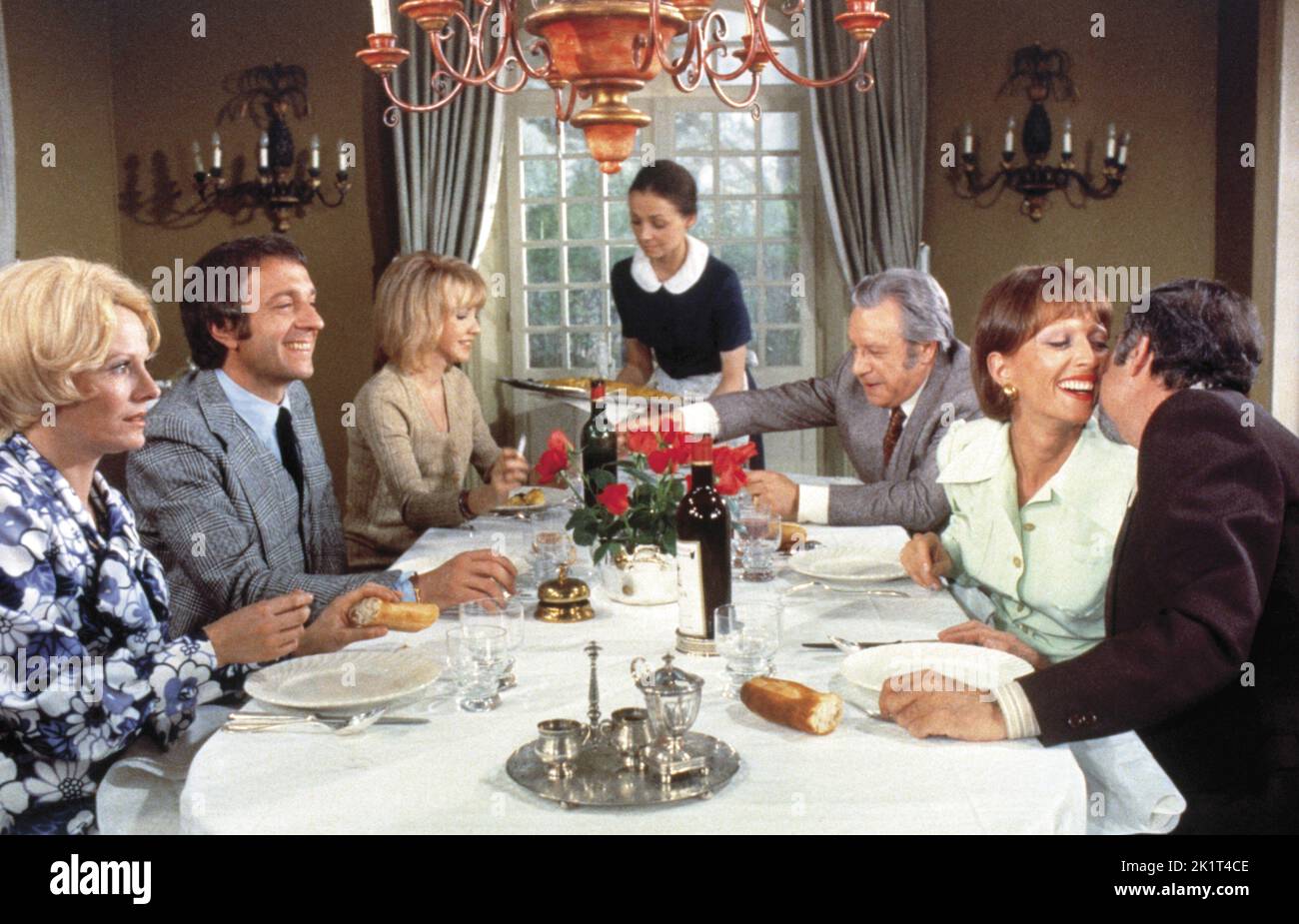 THE DISCREET CHARM OF THE BOURGEOISIE (1972) -Original title: LE CHARME ...