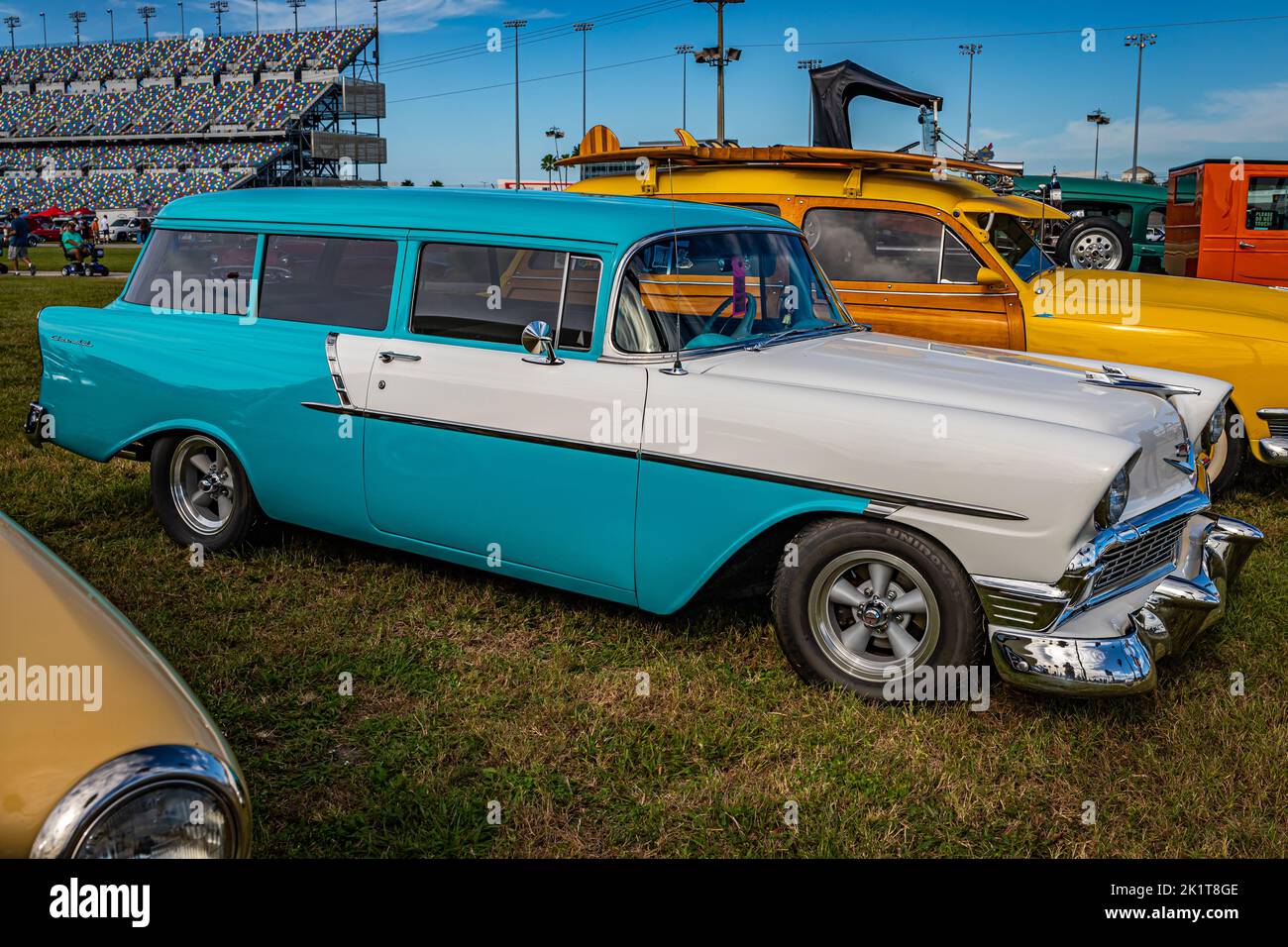 1956 chevrolet nomad hi-res stock photography and images - Alamy