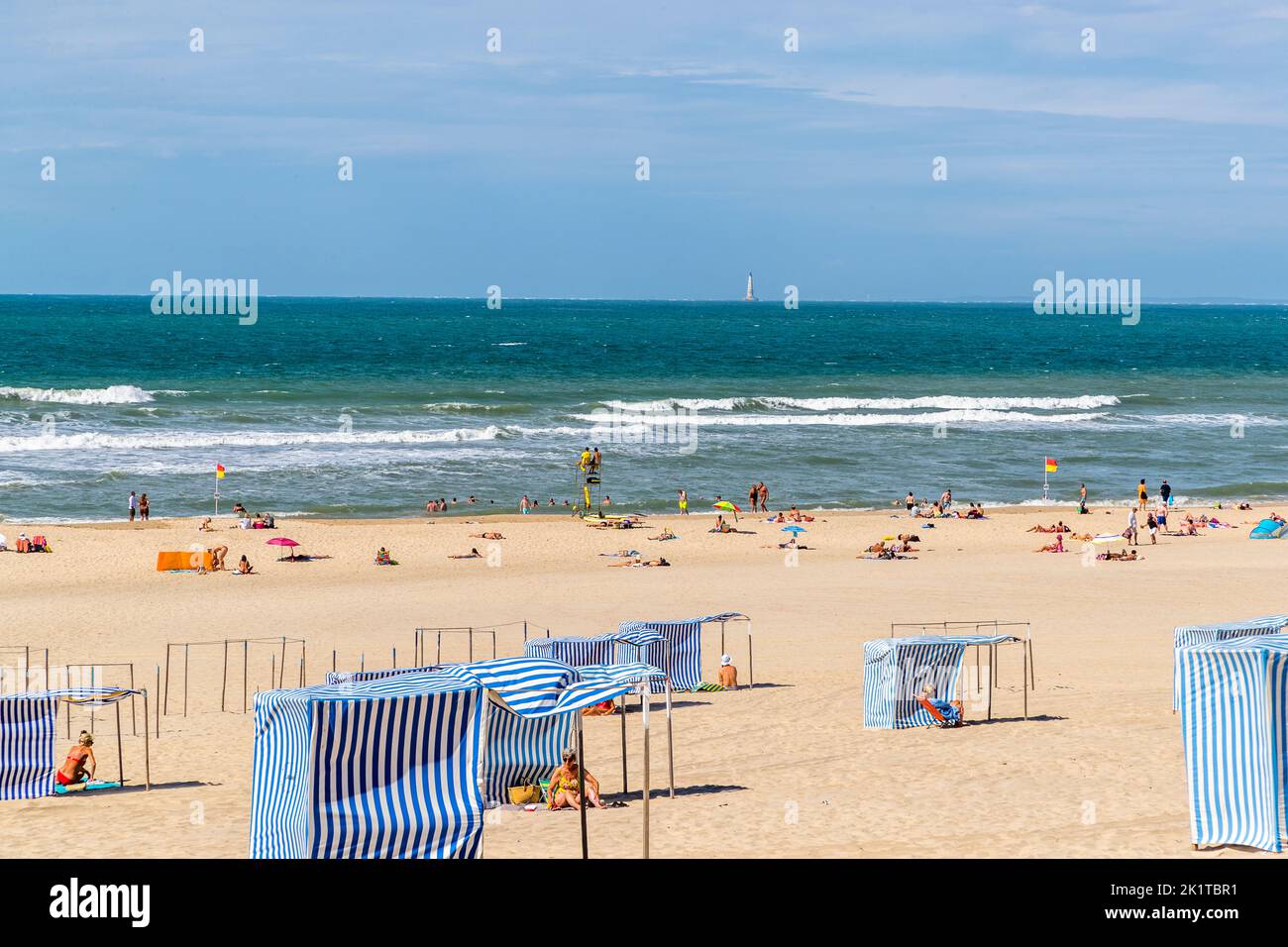Soulac-sur-Mer beach, Lesparre-Médoc, France Stock Photo - Alamy