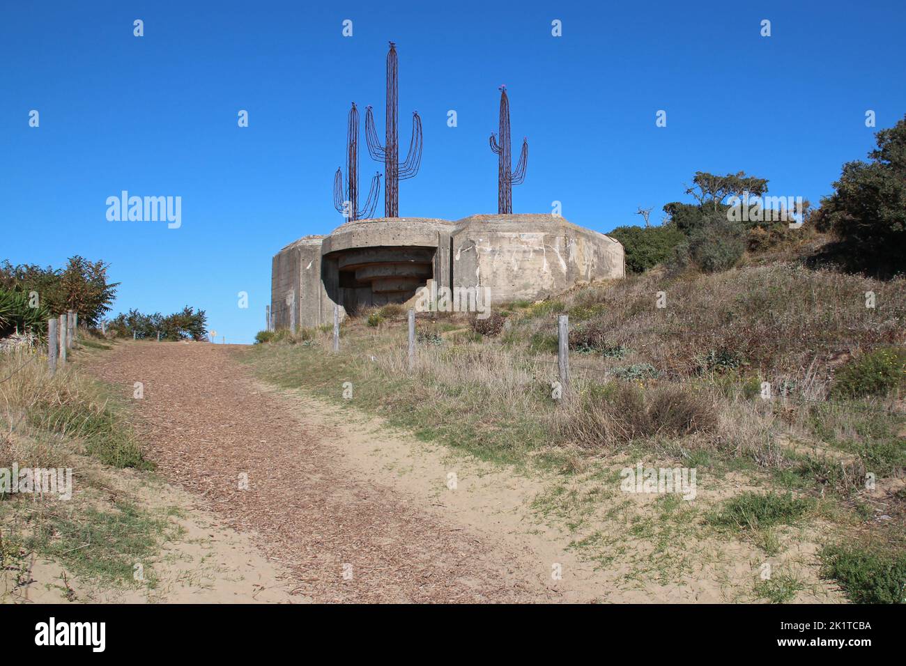 Beton ww2 bunker hi-res stock photography and images - Alamy