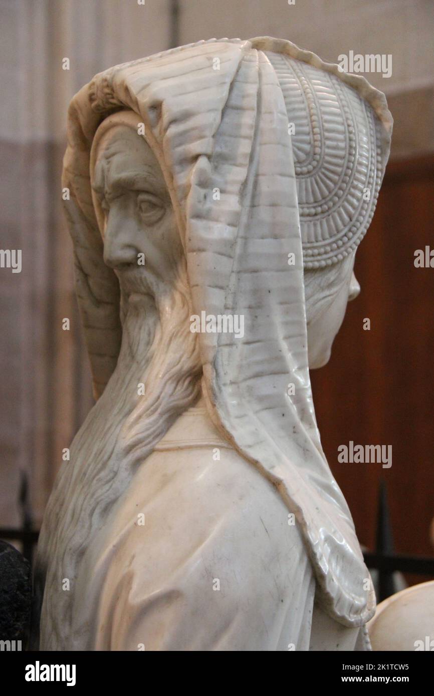 renaissance statue in the cathedral of nantes (france Stock Photo - Alamy