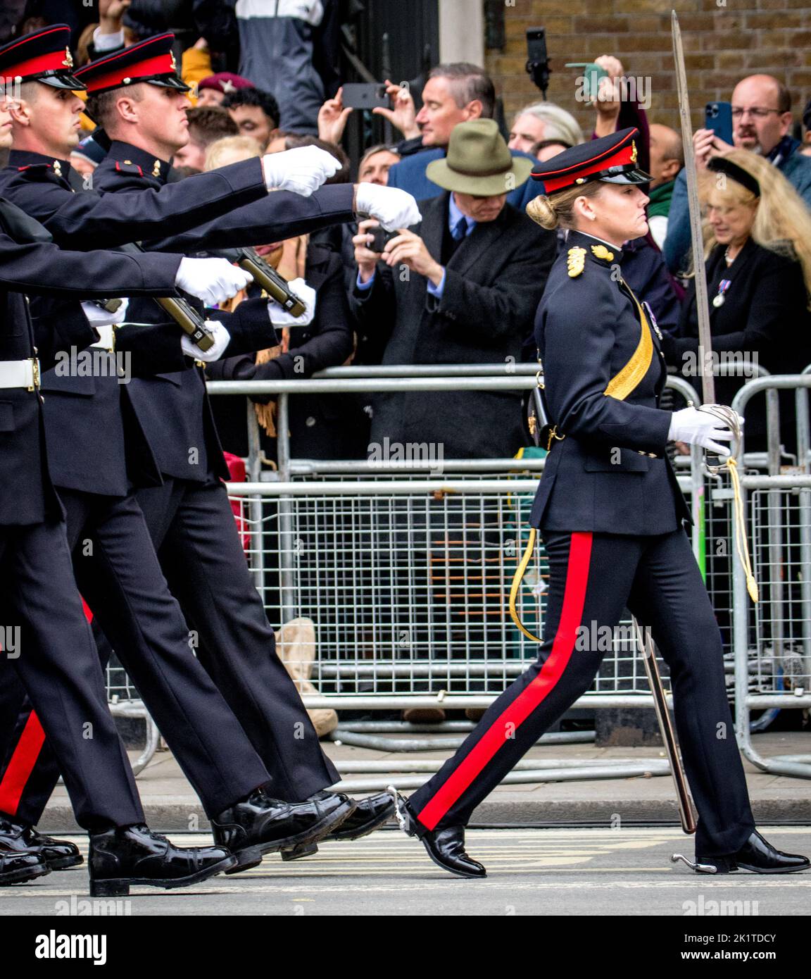 Elizabeth death procession hi-res stock photography and images - Alamy