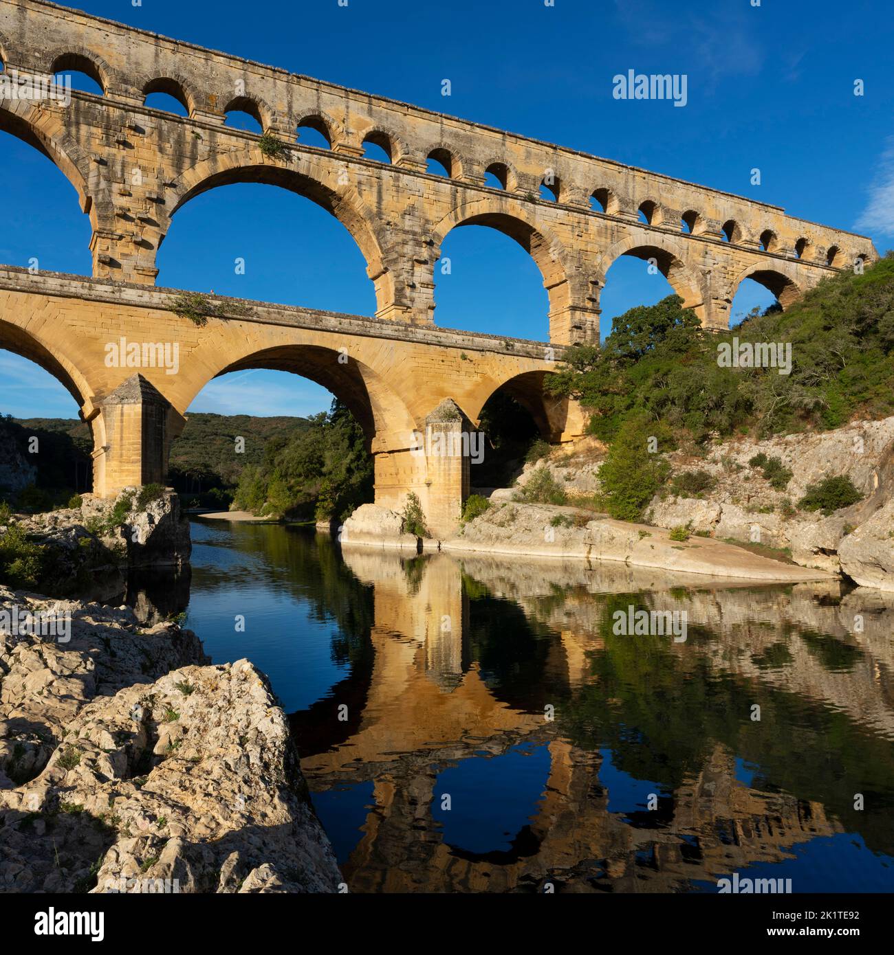 Vertical view of famous Pont du Gard, old roman aqueduct in France ...