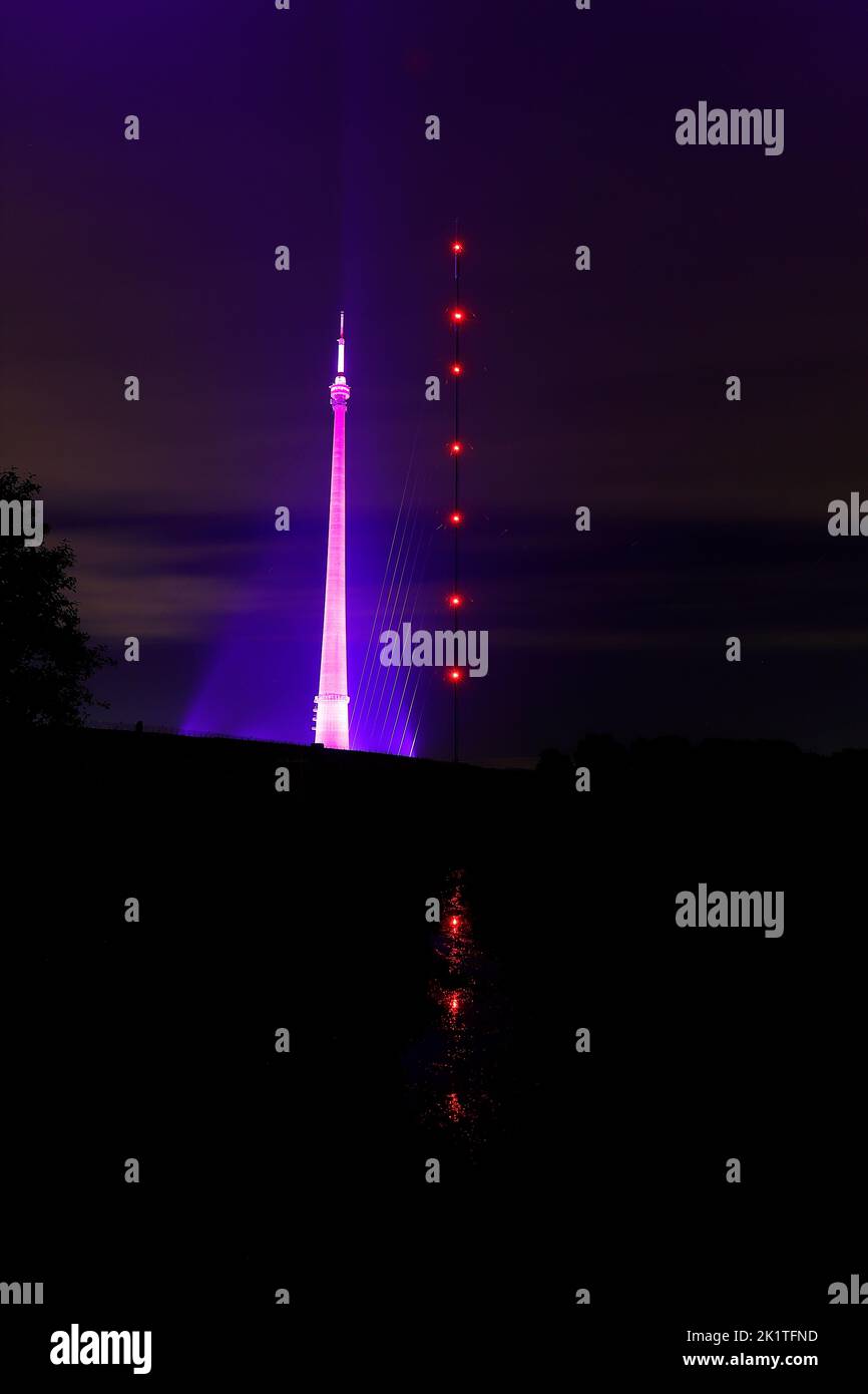 The UK's tallest free standing structure Arqiva Tower, was lit up in ...