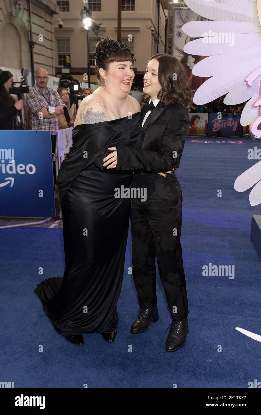 Lena Dunham (left) and Bella Ramsey attending the UK premiere of ...