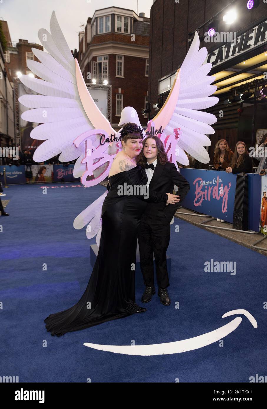 Lena Dunham (left) and Bella Ramsey attending the UK premiere of ...