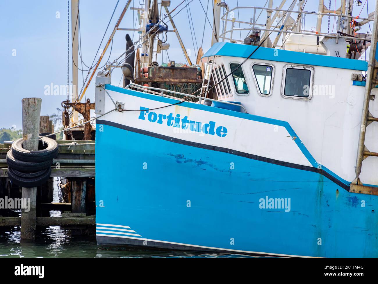Blue boat bow hi-res stock photography and images - Alamy