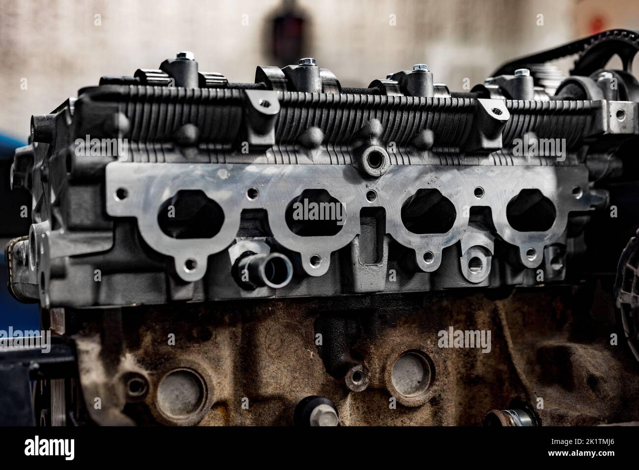 Disassemble engine block vehicle hi-res stock photography and images ...