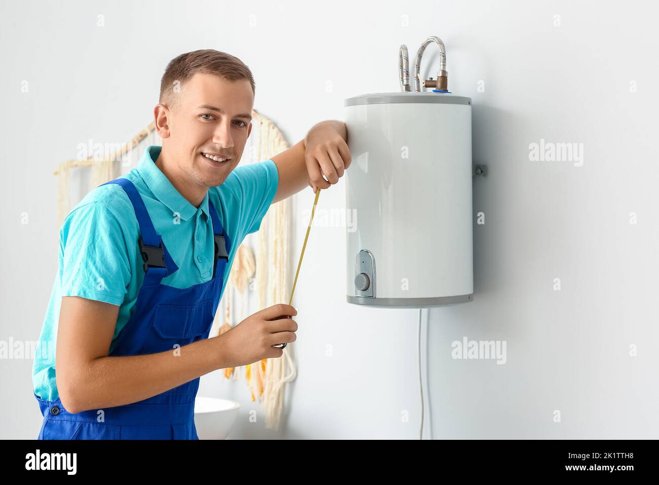 Installing boiler home hi-res stock photography and images - Alamy