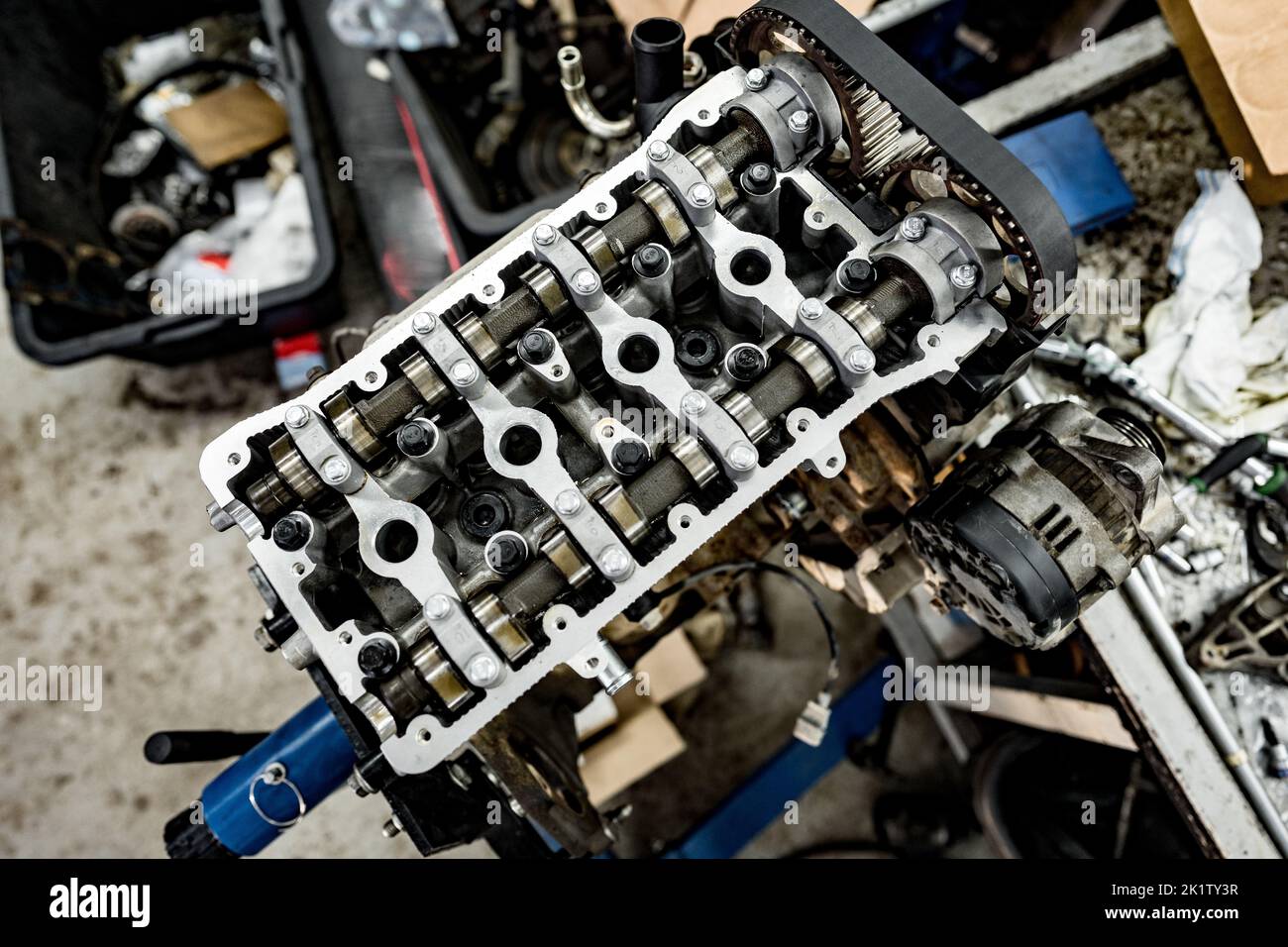 Disassembled car engine block at car service station Stock Photo - Alamy