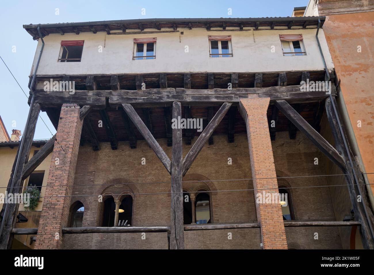 Medieval architecture bologna hi-res stock photography and images - Alamy