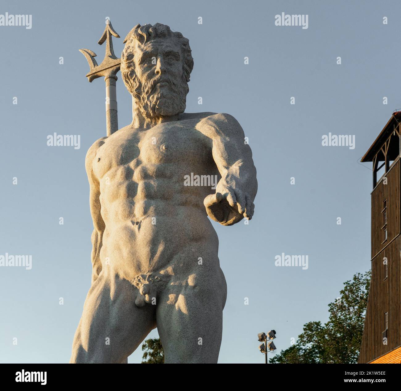 Hel, Polsko - 08.04.2022: Detail shot of statue of Neptune in port of ...
