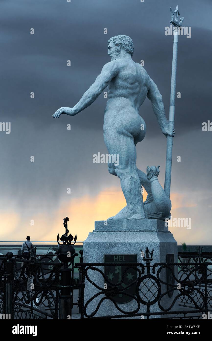 Hel, Polsko - 08.04.2022: Statue of Neptune in port of Hel during ...
