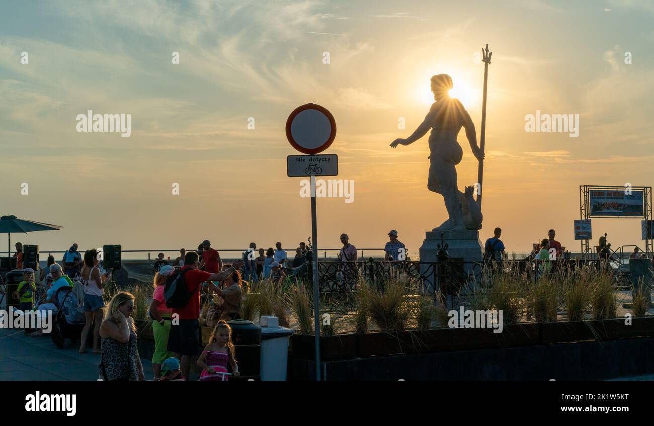 Hel, Polsko - 08.04.2022: Statue of Neptune in port of Hel during ...
