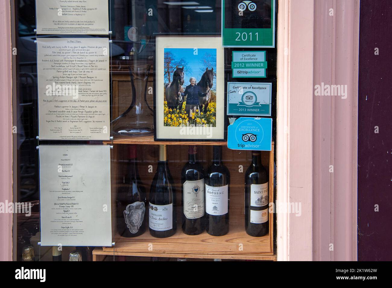 Queens death closures hi-res stock photography and images - Alamy