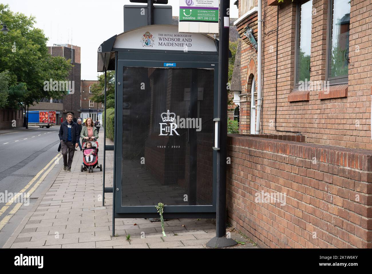 Bus stop queen tribute hi-res stock photography and images - Alamy