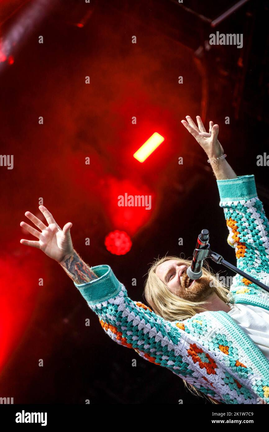 Sam ryder outfit hi-res stock photography and images - Alamy