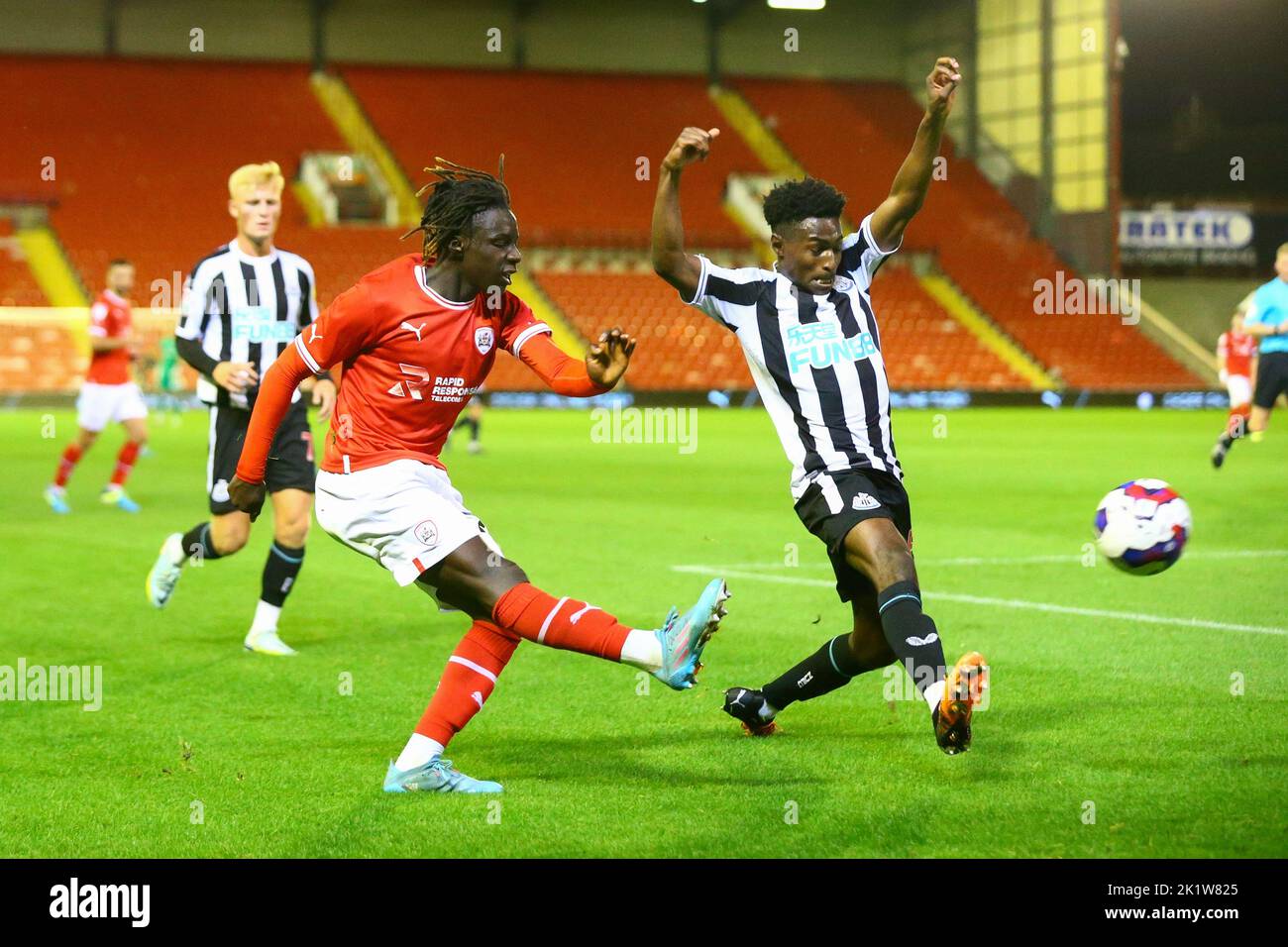 Matty bondswell hi-res stock photography and images - Alamy