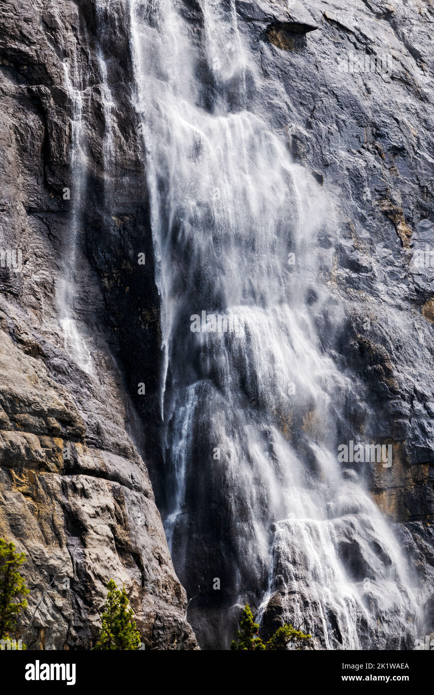 Weeping Wall; waterfalls over rock cliffs; Bow River Valley; Banff ...
