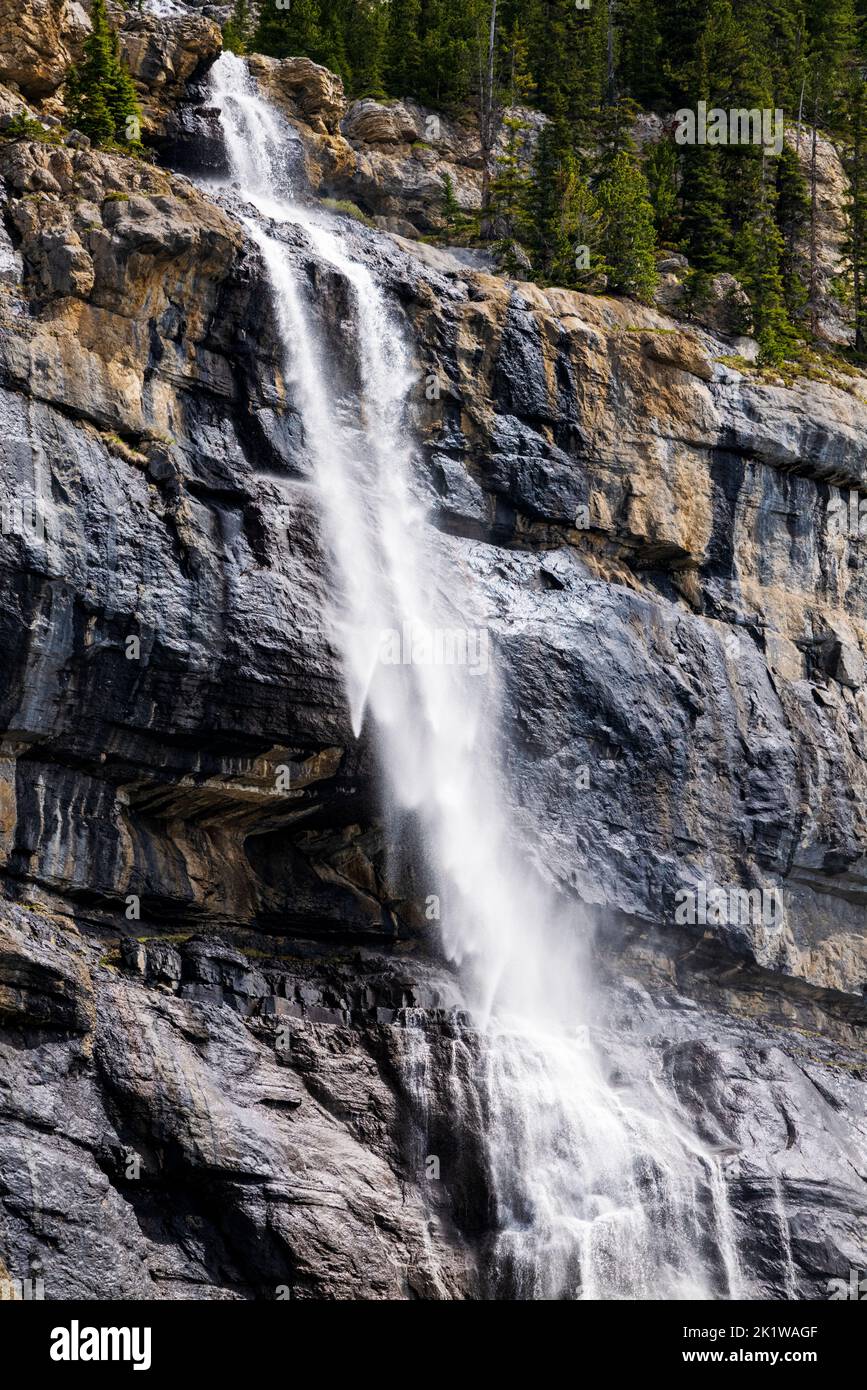 Weeping Wall; waterfalls over rock cliffs; Bow River Valley; Banff ...