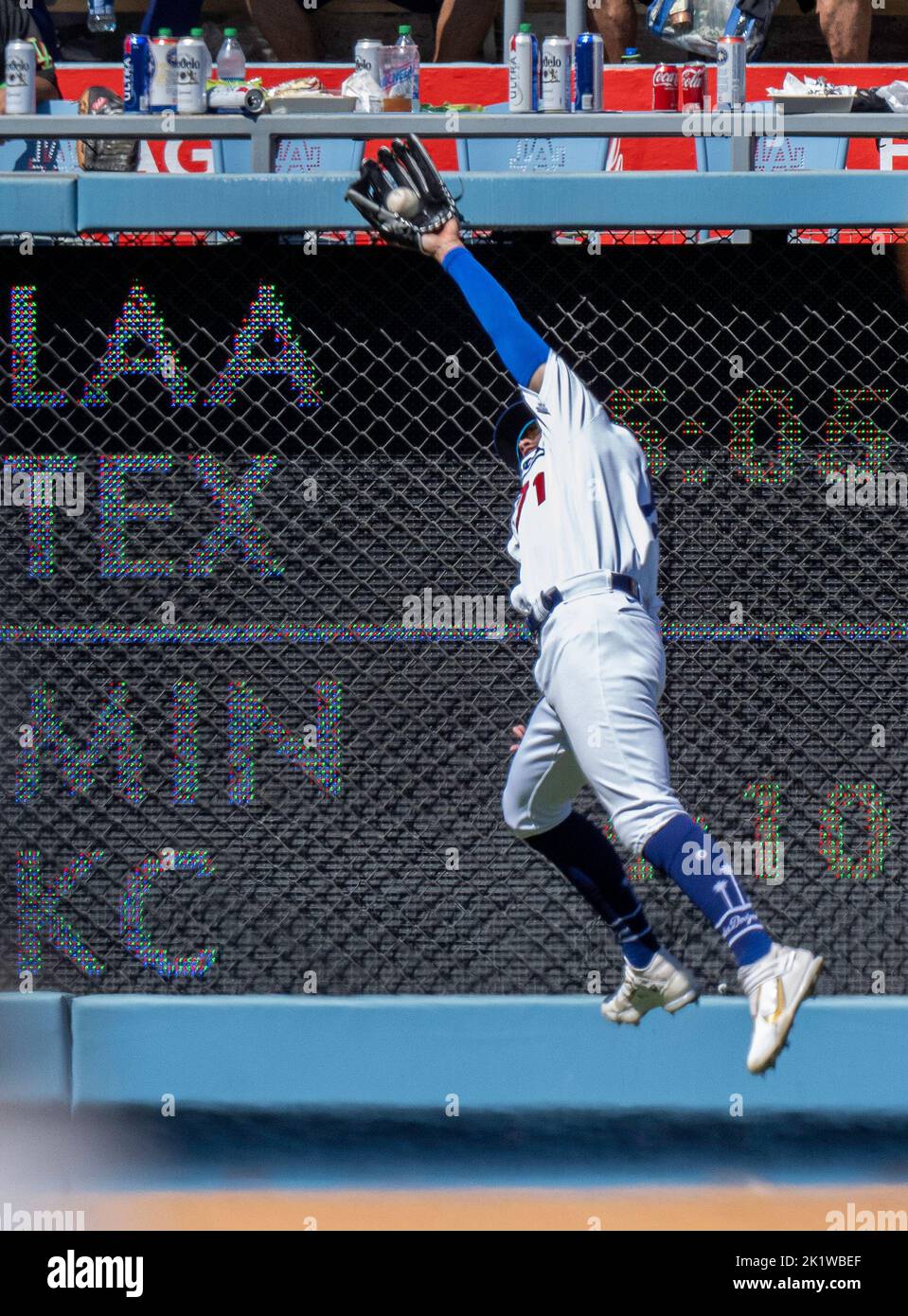 Los Angeles, California, USA. 20th Sep, 2022. Los Angeles Dodgers left ...