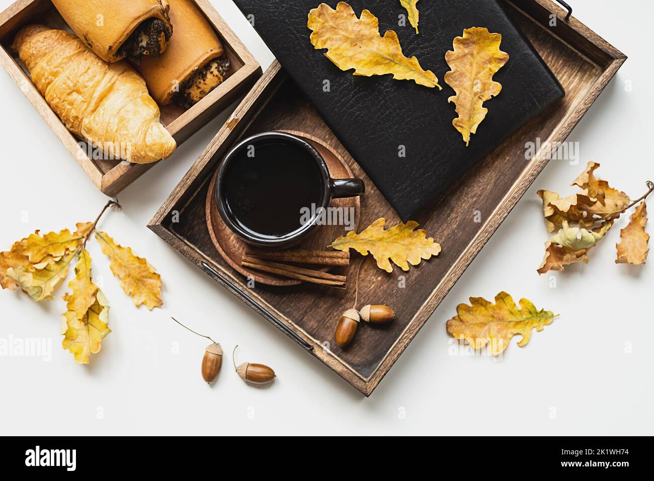 Autumn morning coffee. Fall concept Stock Photo - Alamy