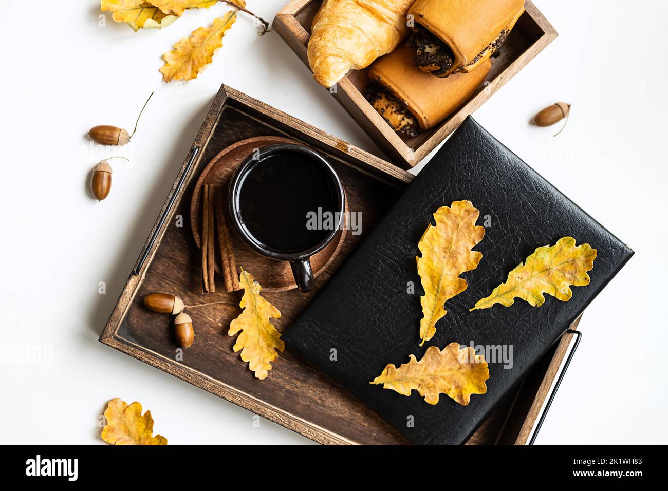 Autumn morning coffee. Fall concept Stock Photo - Alamy